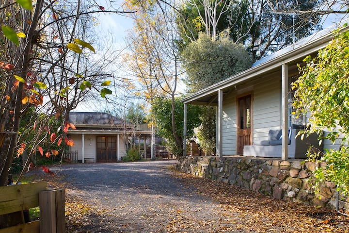 Rosey Knoll Cottage - Daylesford
