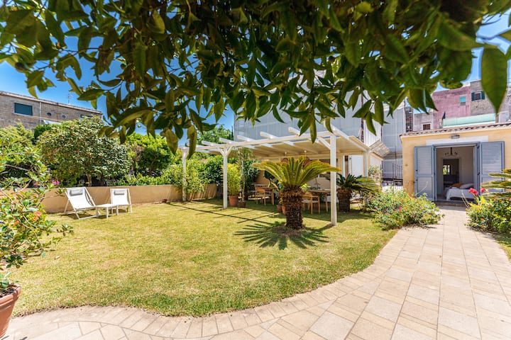 Villa Mazzella - La Carboneria - Isola Di Procida - Procida