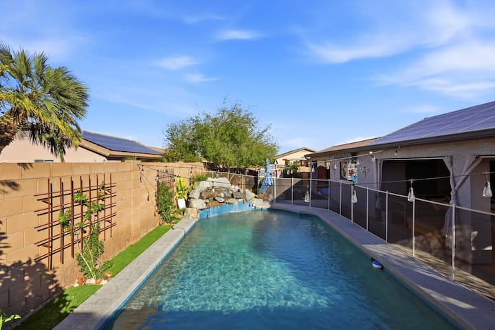 Family Stay | Pool, Playroom + Pets Welcome - Surprise, AZ
