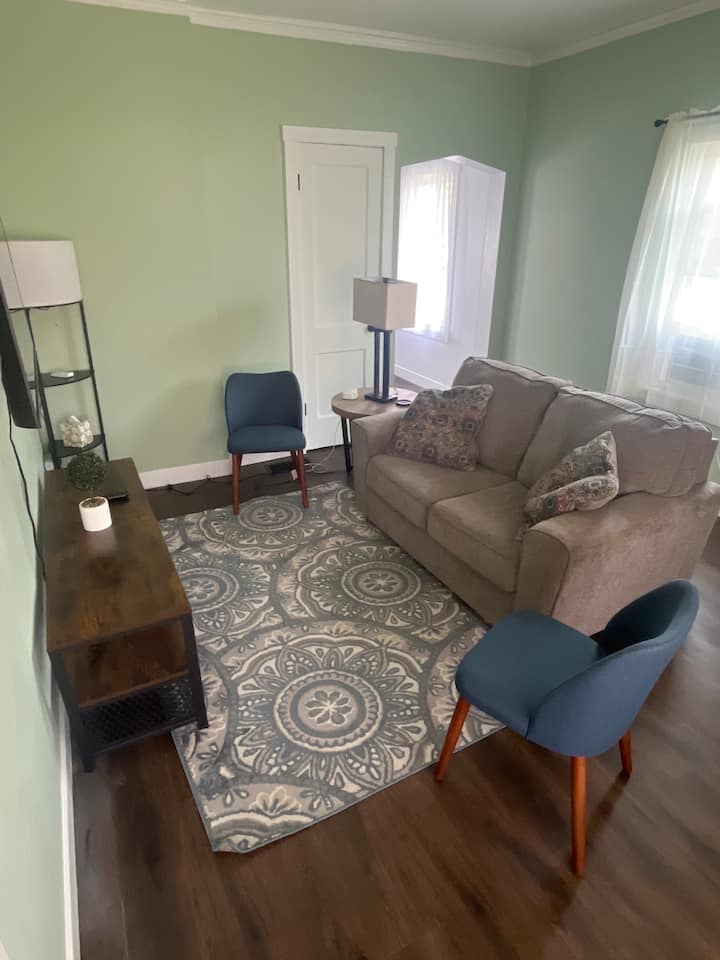 Village Of East Davenport Townhome - Davenport, IA
