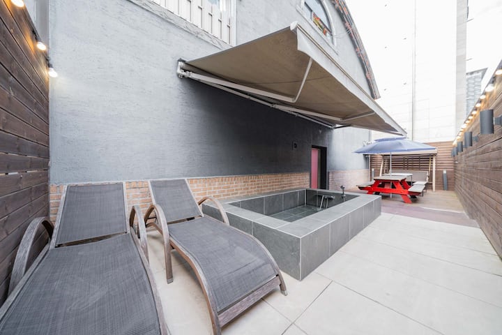 [호텔]프라이빗 스위트 파티룸/전용 야외 스파,테라스,노래방 - Seoul