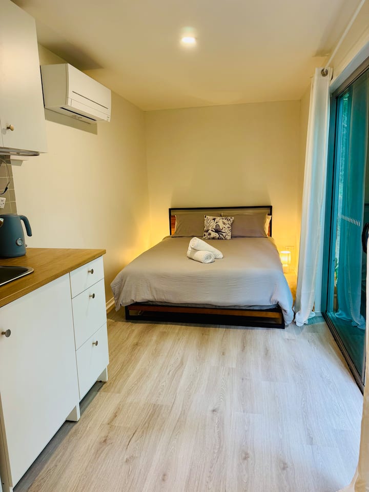 The Hidden Haven – Luxury Forest Container Retreat - Gold Coast