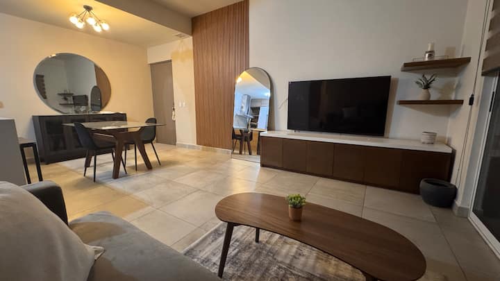 Modern 3br | Balcony View | Gym | Parking - Mexico