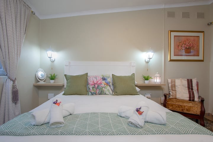 Baobab@36 Rissik (2)one Bedroom Cottage - Komatipoort