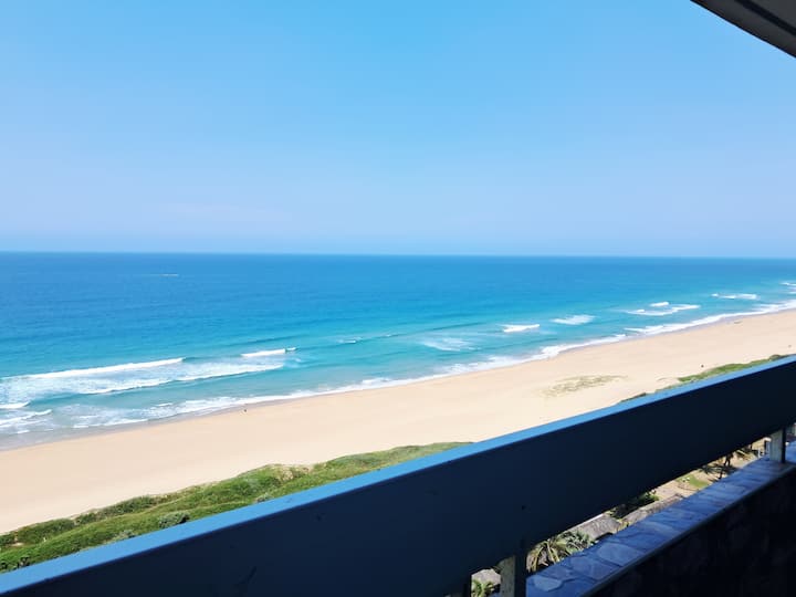 Sandy Toes And Salty Kisses 180 Degree Sea Views - Amanzimtoti