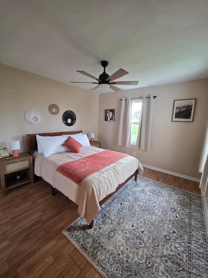 Peace&quiet- Home On 5 Acres Right In City Limits. - Mount Vernon, OH