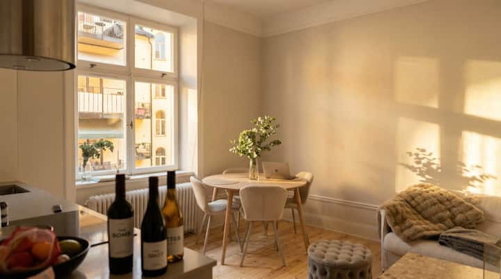 Charmig Lägenhet I Hjärtat Av Vasastan - Stockholm