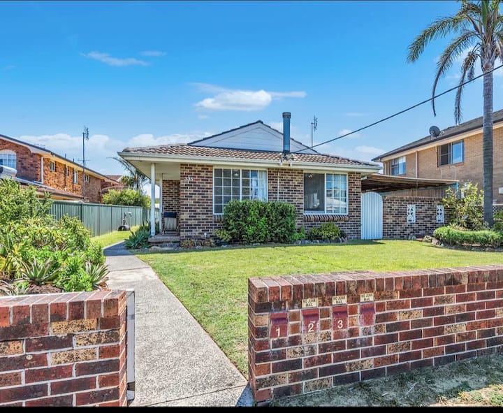 Ocean Beach Villa! - Umina