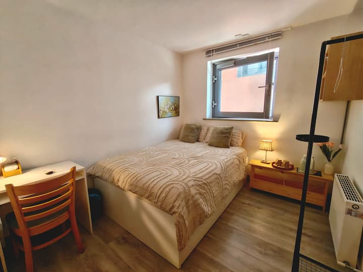 3 Double Bedroom - Cork