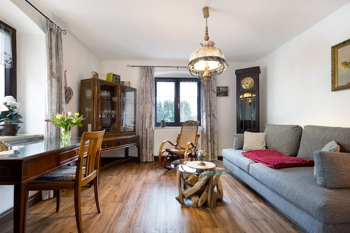 Buchhaus Vier - Mittelgeschoss - Kirchenlamitz