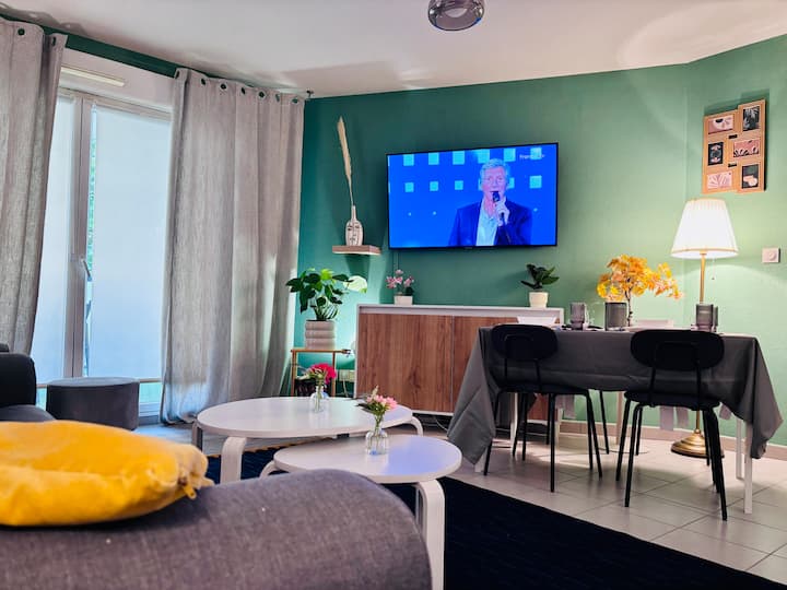 Apparemment T3 Lumineux Avec Terrasse Et Parking - Calanques de Marseille