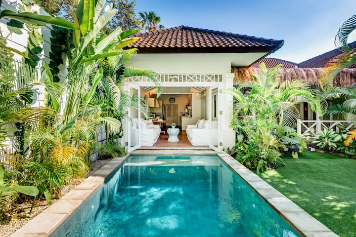 Little Palm, Style And Comfort In Seseh - Indonesia