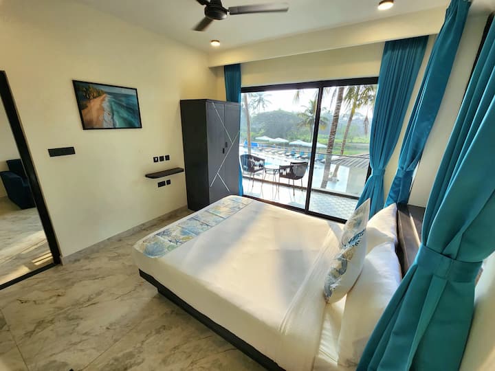 La Vida Colva Beach Resort 4br Suite 108-10 - Colva