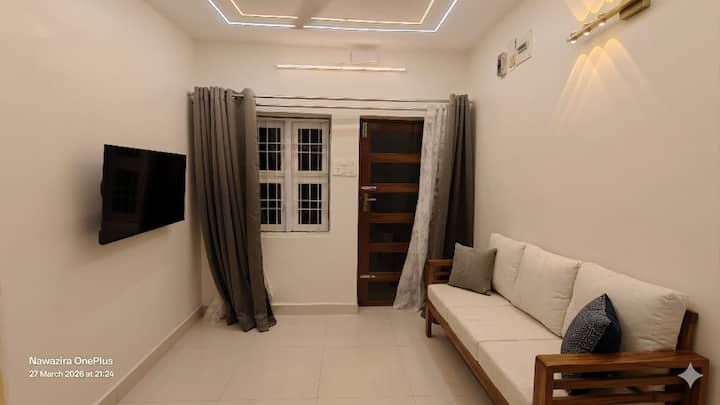 Araf's Pad | 2 Bhk Suite @ Adyar, Modern, Elegant - Chennai