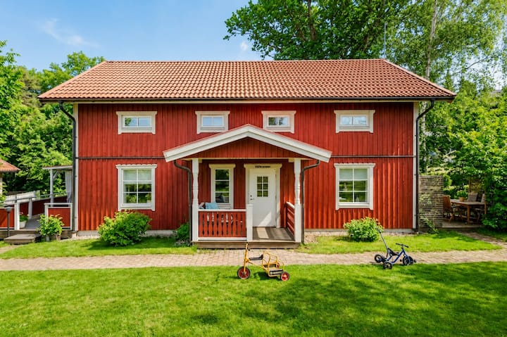 Villa 5 Min To Beach · 20 Min To Stockholm · Sauna - Stockholm