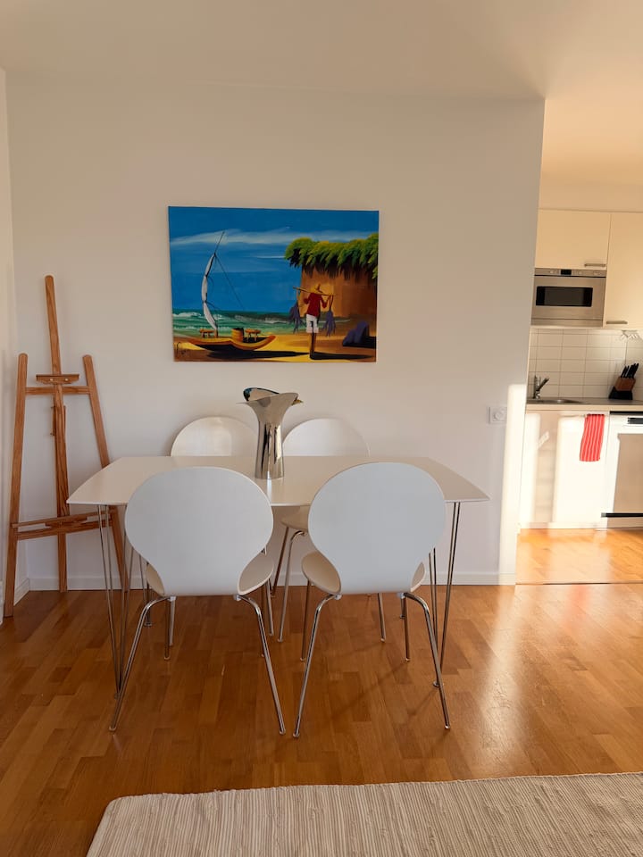 Sunny Flat In Stockholm - Solna