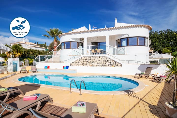 Villa With Heatable Pool & Sea View, Albufeira - Guia