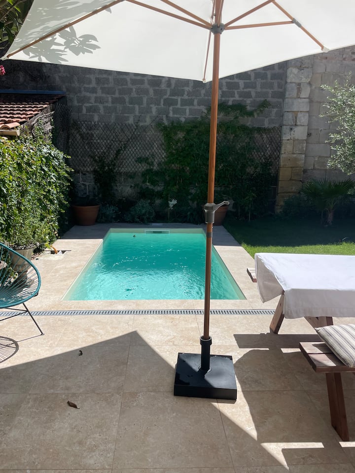 Maison Calme Et Familiale Avec Piscine - Bordeaux