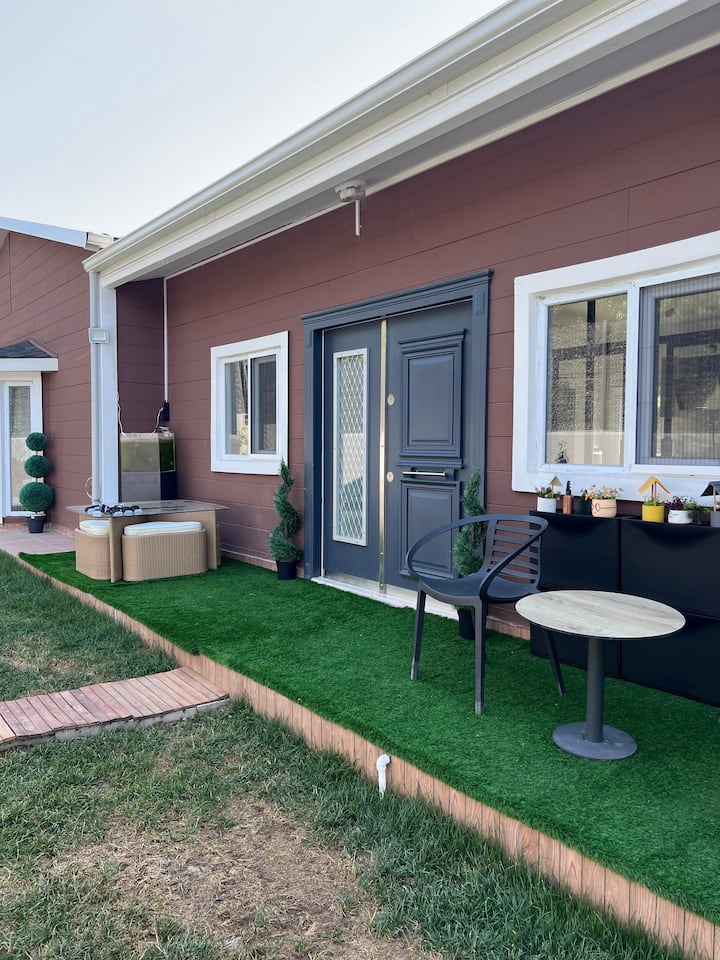 Family Villa : 4br 3ba | Garden | Digital Studio - Çatalca