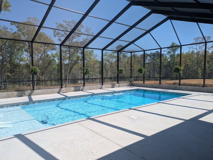 Lilly's Pad - Lake Iamonia, FL