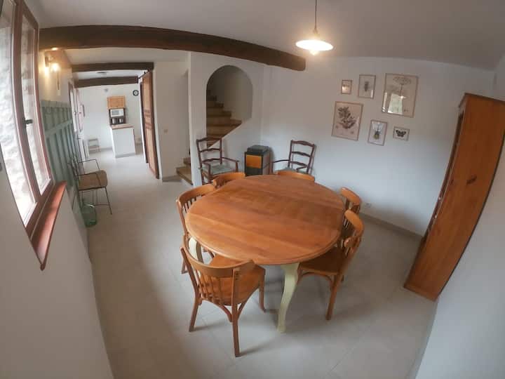 Maison De Village. Entre Mer Et Montagne. - Ille-sur-Têt
