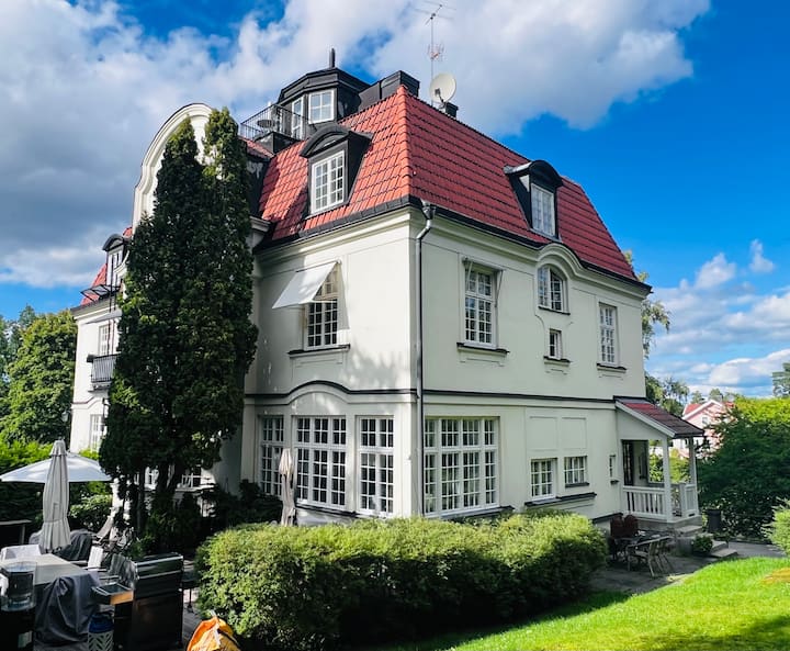 Spacious Djursholm Appartment In A 1904 Villa - Estocolmo