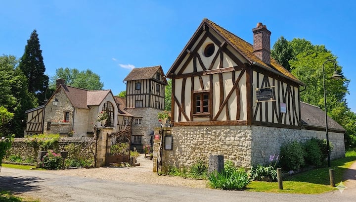Le Moulin Des Chennevières : "La Suite Monet" - Giverny