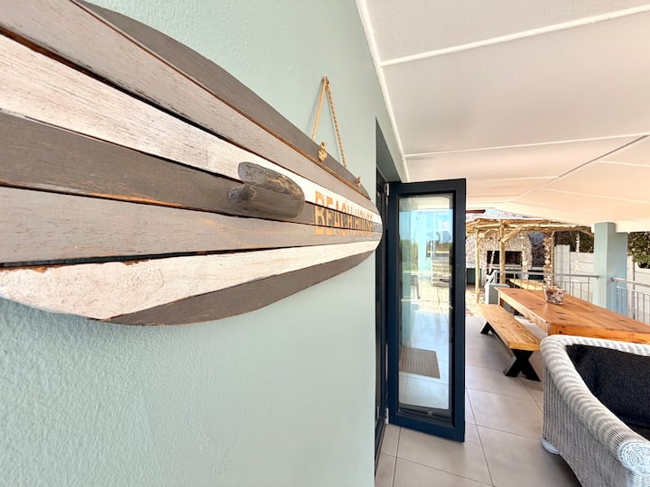Hang Loose - Jeffreys Bay