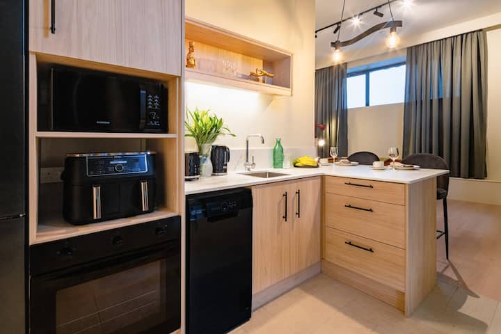 One Bedroom Apartment - Large - Birr