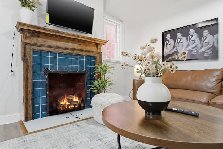 Walk To Va/dmc | 1br Suite | Midtown - Detroit