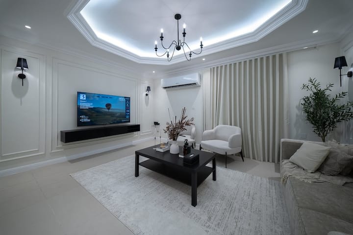 Stylish Rawda Getaway | Comfortable 1br Apartment - Saudi Arabia
