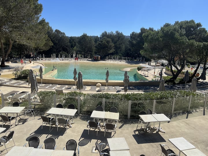 Appartement L 4 Per L Piscine L Terrasse L Golf - Lambesc