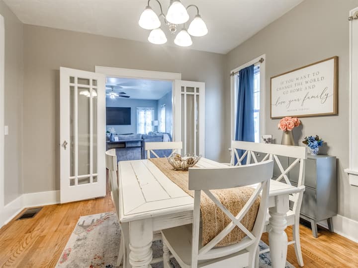 4br For Rent In Edmond | Near Uco | Plus Hot Tub - Edmond, OK