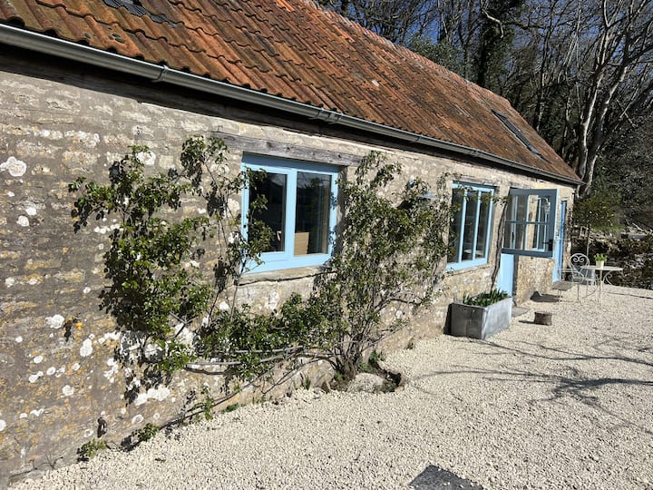 The Barn By The Woods - Stroud - Stroud, UK