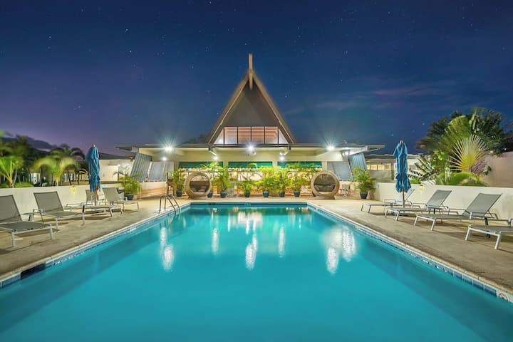 Affordable Oceanfront Stay Near Kahului Airport - Maui, HI