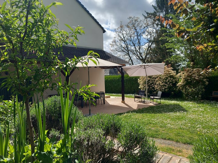 Maison Avec Jardin, 10 Minutes Centre Ville - Tours