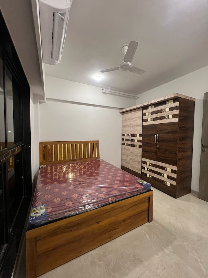 One Bhk Peace - Mumbai