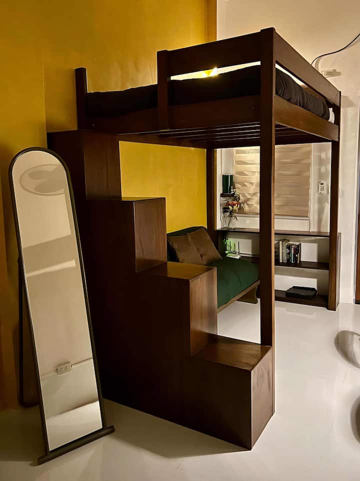 Pa-hinga Silong Gitna: Modern Studio Loft Haven - Baler