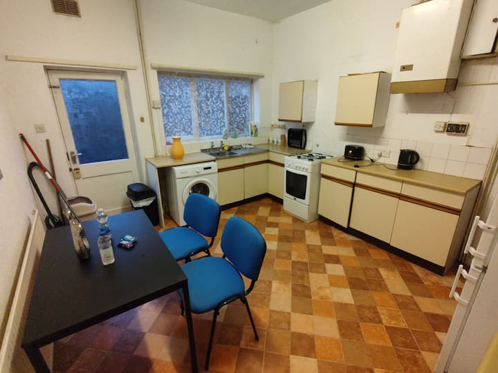 Ref Knt, Best Whole House Nr City Centr
Free Cr Pk - Nottingham