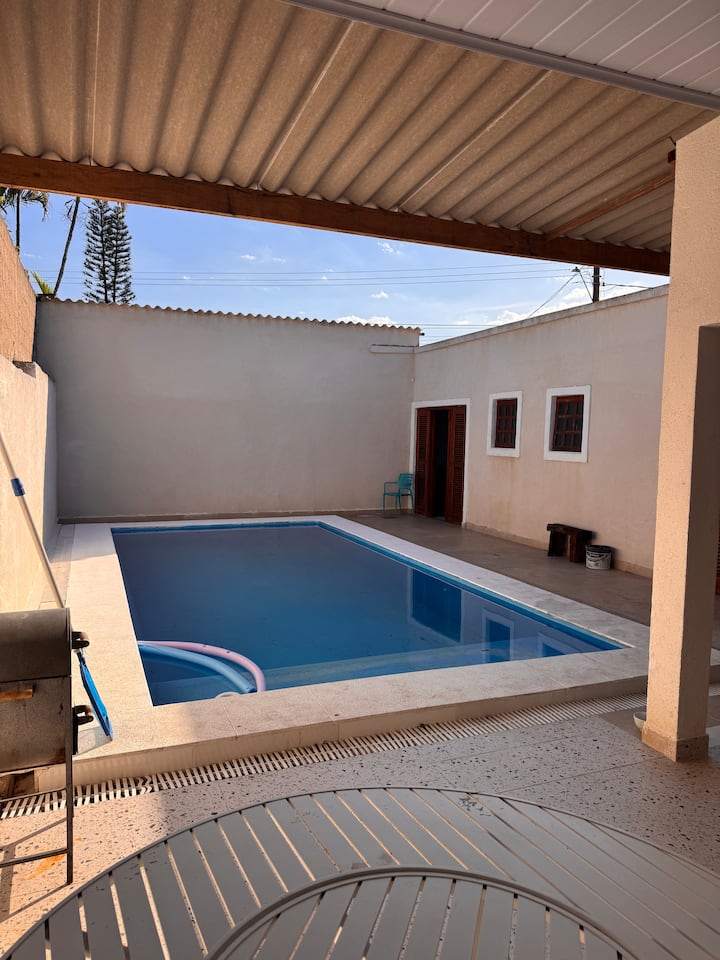 Casa 3 Suítes 600m Da Praia - Guarujá
