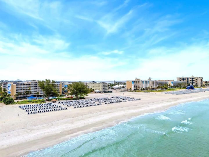 St. Pete Beachfront Stay + Restaurants. Bars. Pool - St. Pete Beach, FL