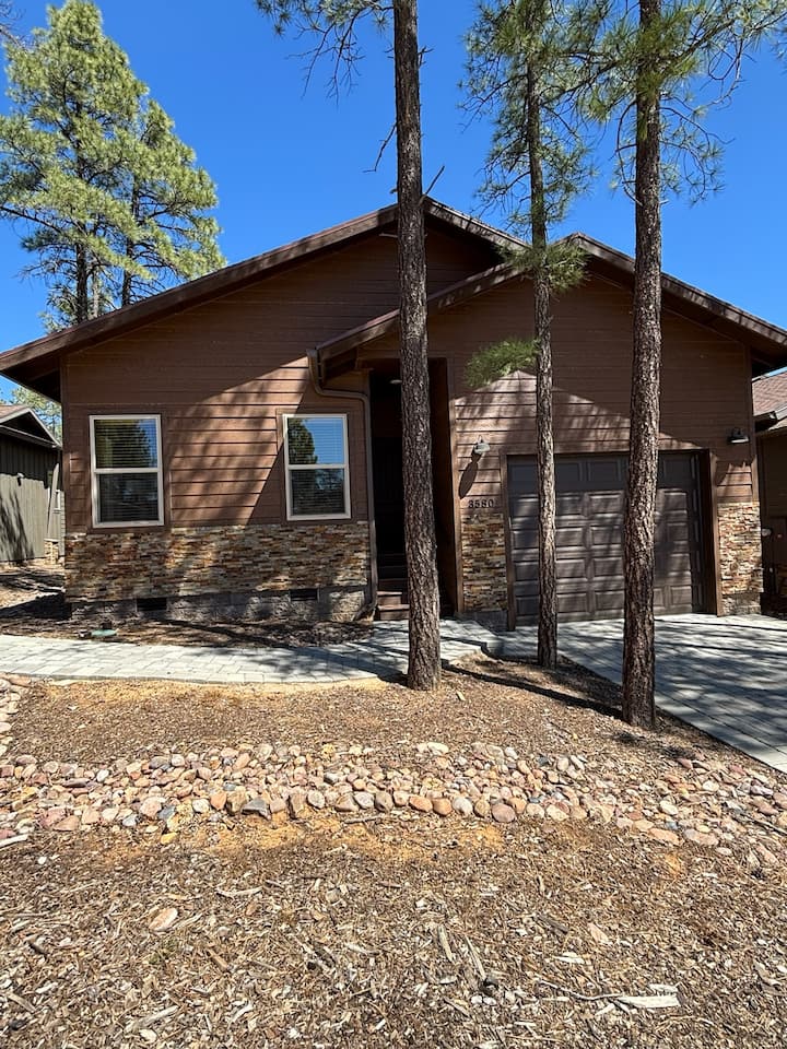 Torreon Retreat. Relax In The Cool Mountain Air. - Show Low, AZ