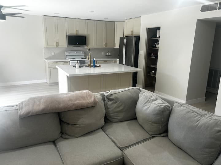 Remodeled Condo With No Other Guests - Modesto, CA