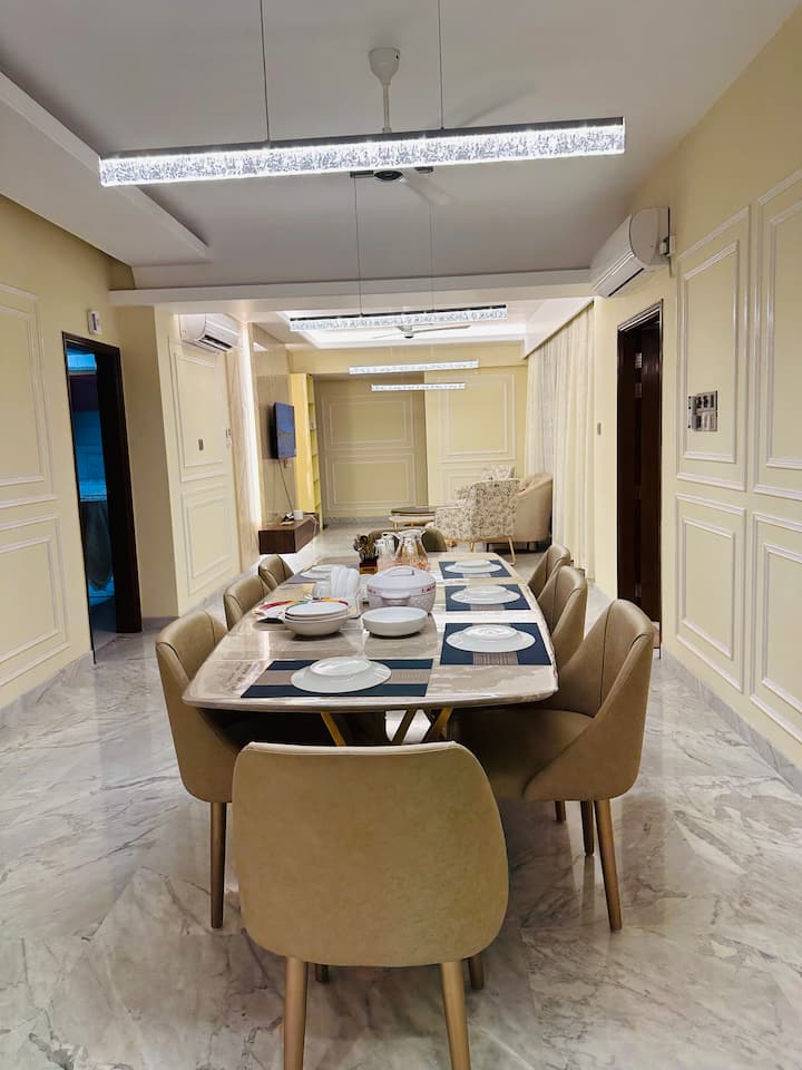 Three Bedroom Elite Apartment In Banani - Dhaka