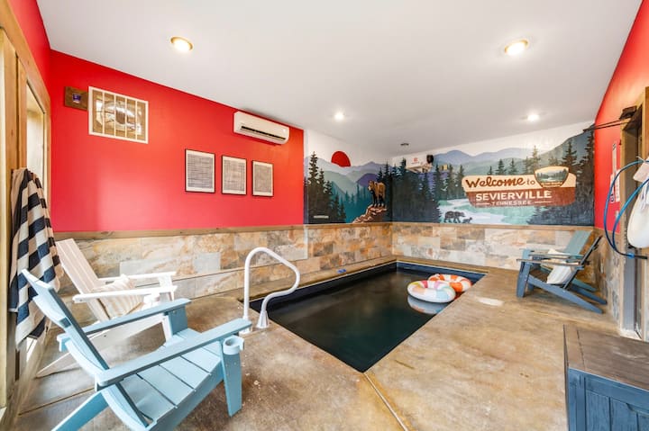 Indoor Pool & Hottub | Game Room | Sauna | Firepit - Sevierville, TN