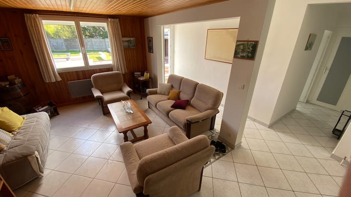 Appartement Rez - De - Chaussée
300 M Du Port - Le Croisic