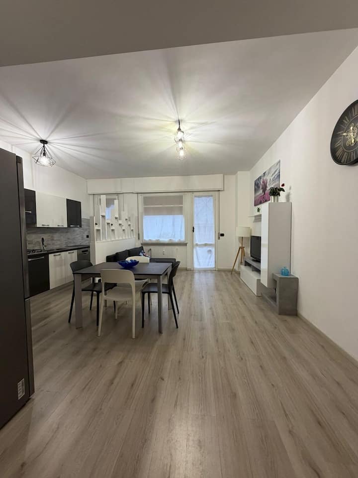 Savona: Zuly House Appartamento Confortevole - Savone