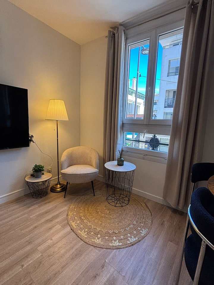 Cosy Et Spacieux 6 Min De La Plage Centre Antibes - Antibes