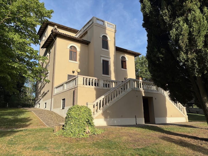 Charming Art Deco Villa Near Todi Countryside - Todi