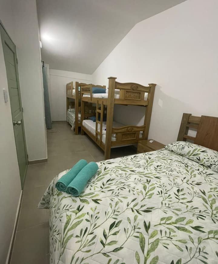 Habitación 3 Segundo Piso, Acomodación Multiple - San Onofre
